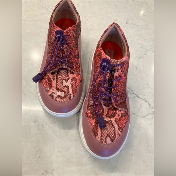 Fitflop | Shoes | Fitflop Freya Sneakers Runners Leather Pink Snake Sz ...